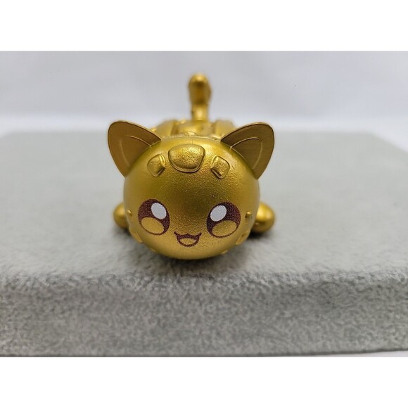 Aphmau | Toys | Aphmau Meemoew Exclusive Gold Figure Collection Gold ...